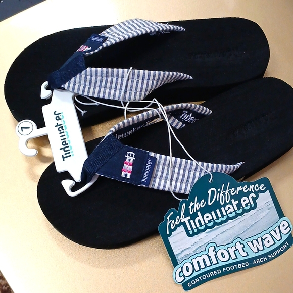 tidewater | Shoes | Nwt Tidewater Boardwalk Lighthouse Stripes Black ...